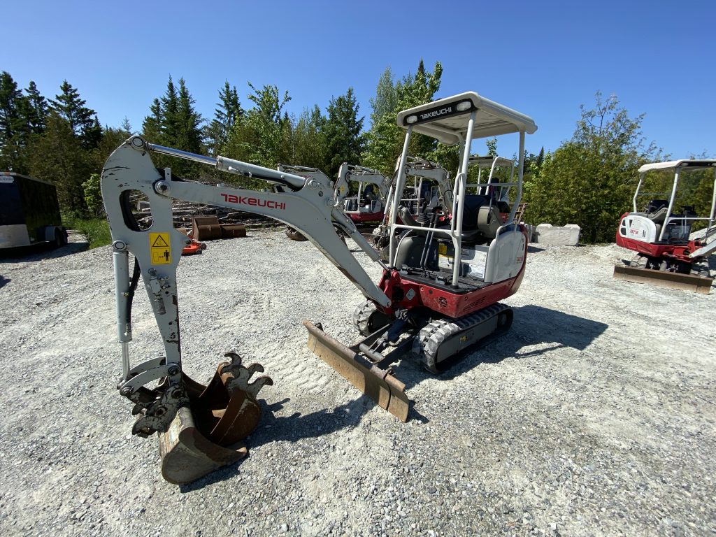 Takeuchi TB216 - Mini excavatrice - Machinerie HD